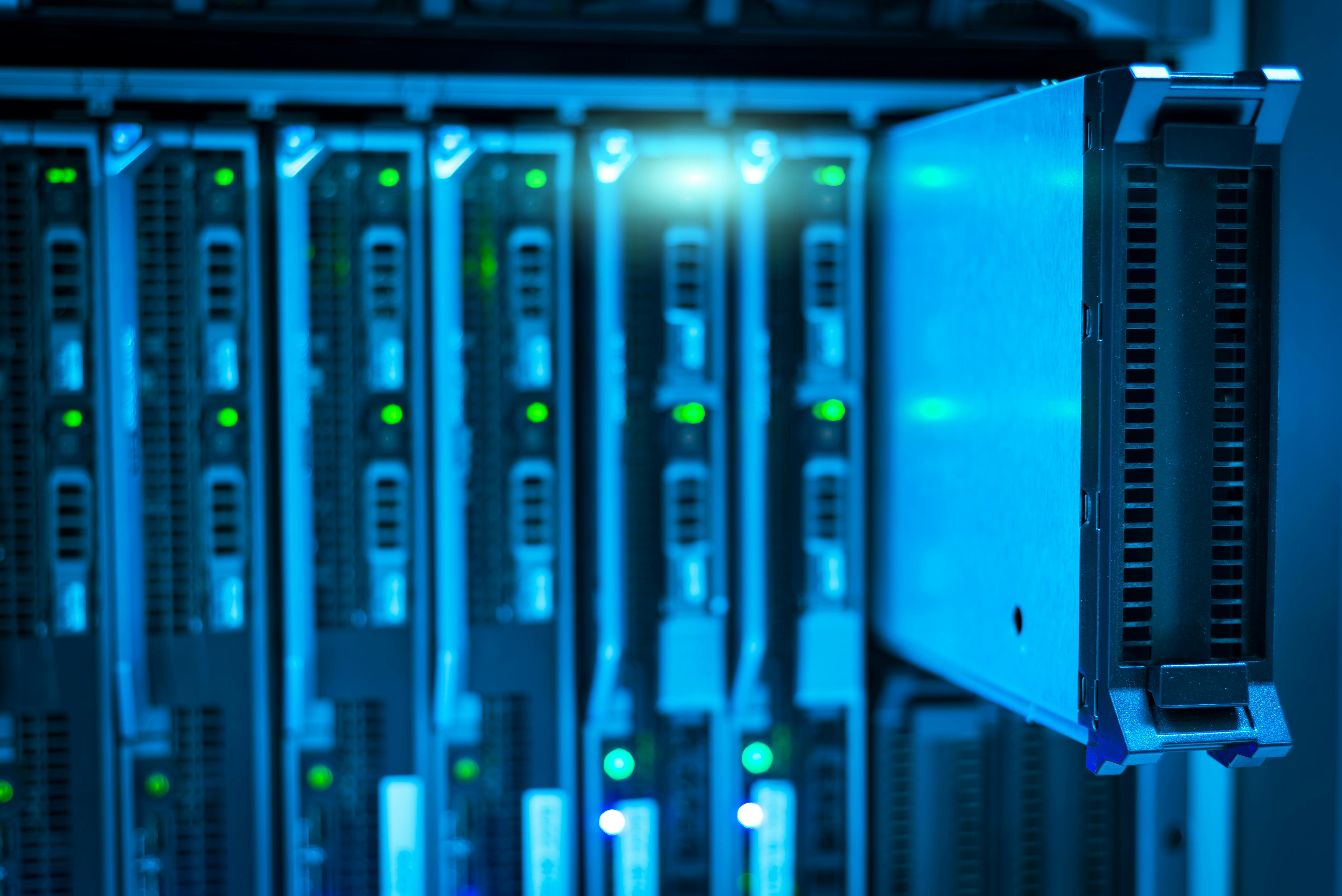 万亿参数时代的系统突围：商汤大装置 SenseCore 获信通院 5A 卓越级认证 - InfoQ